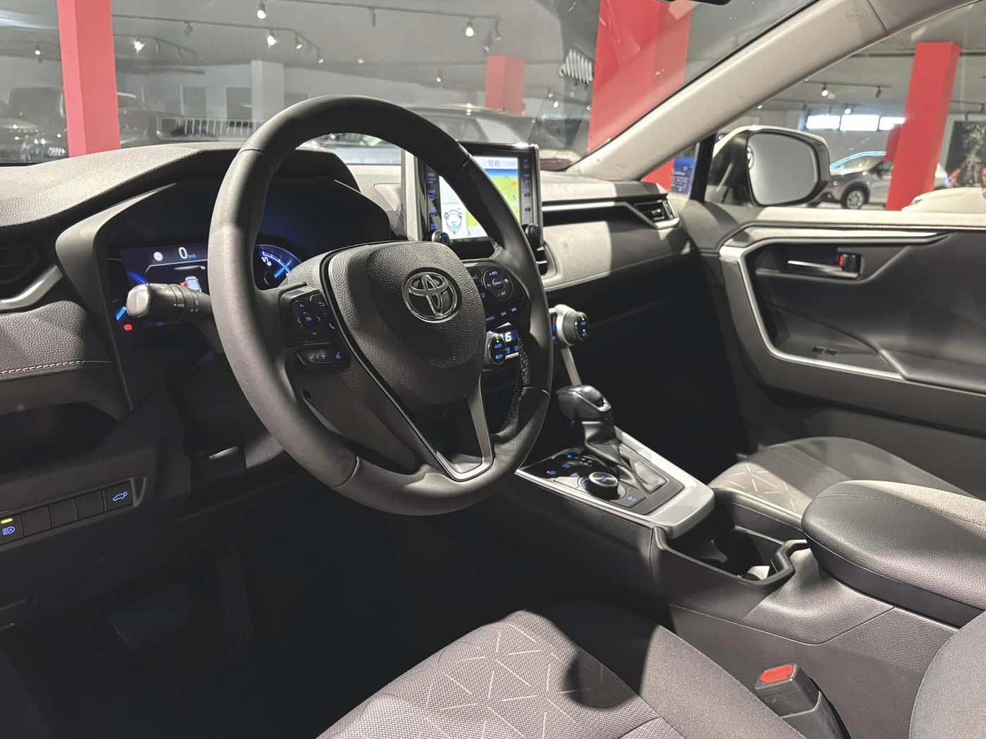 Toyota RAV 4 – 2.5 Hybrid 4×4 – Delfin Auto Ltd